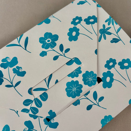 White Envelope Box (210x150x25mm) (Turquoise Floral) (Pack of 10) – In ...